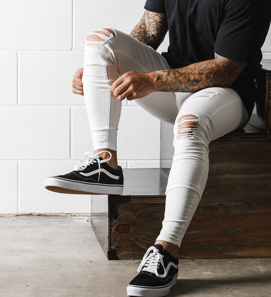 A Guide to Stretch Jeans for Men | La Haute